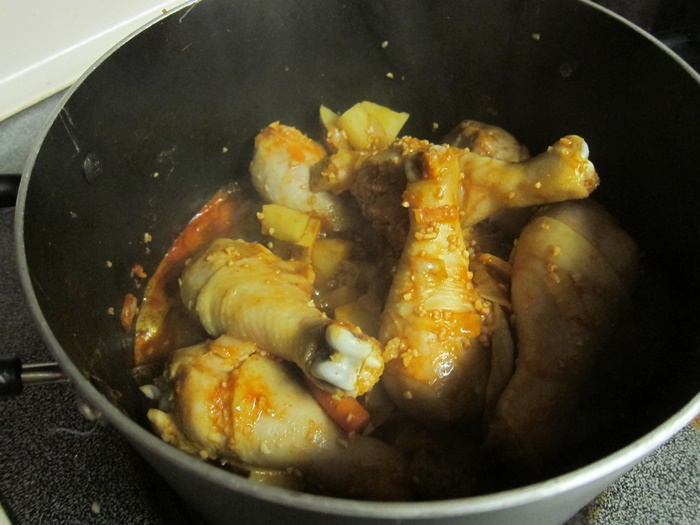 Tak Toritang (Spicy Korean Chicken and Potatoes) | sparecake