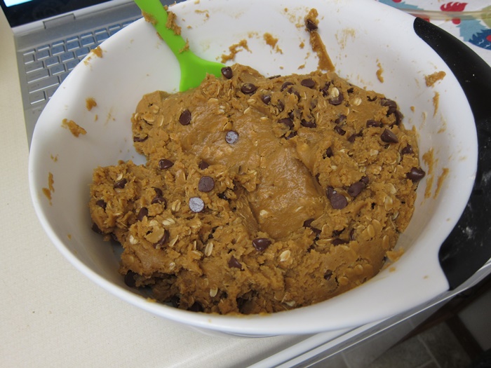 Outrageous Chocolate Chip Cookies | sparecake